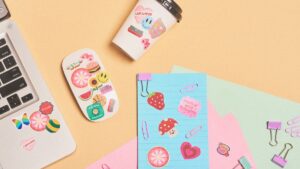 How to Make Digital Stickers in Canva: A Complete Beginner's Guide ...