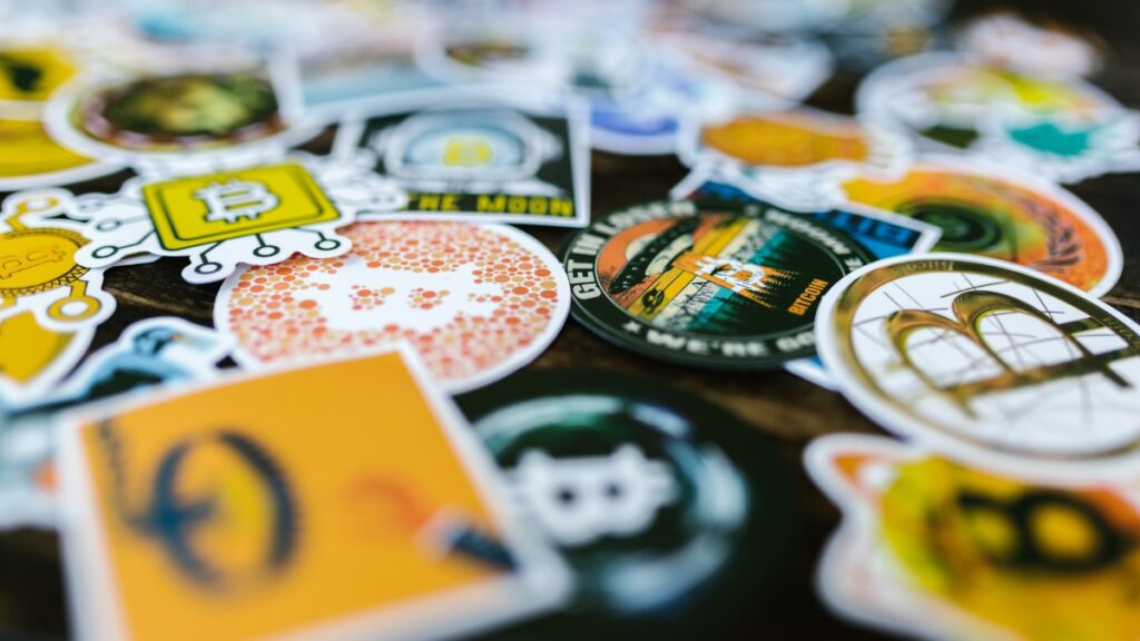 How to Make Digital Stickers in Canva: A Complete Beginner's Guide ...